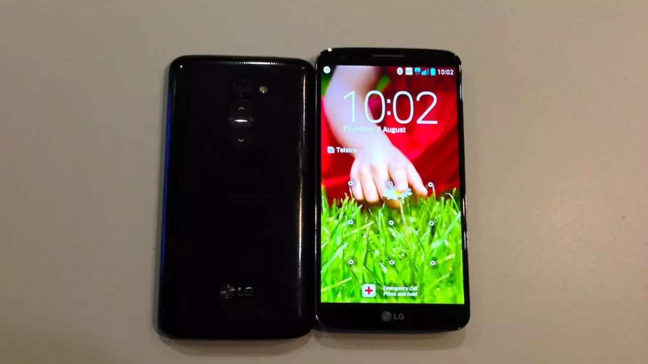 LG G2 ऑस्ट्रेलियन पुनरावलोकन: एक ट्वीकरचे स्वप्न