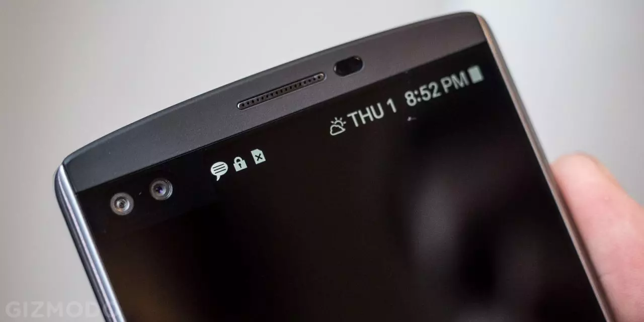 LG નો V10 સ્માર્ટફોન એક મોટો હાથવગો છે, પરંતુ મને તે ગમે છે
