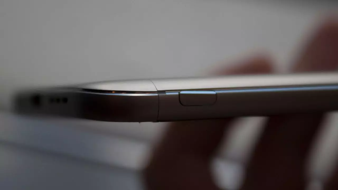 LG se All-Metal G5 is soos 'n toekomstige telefoonprototipe