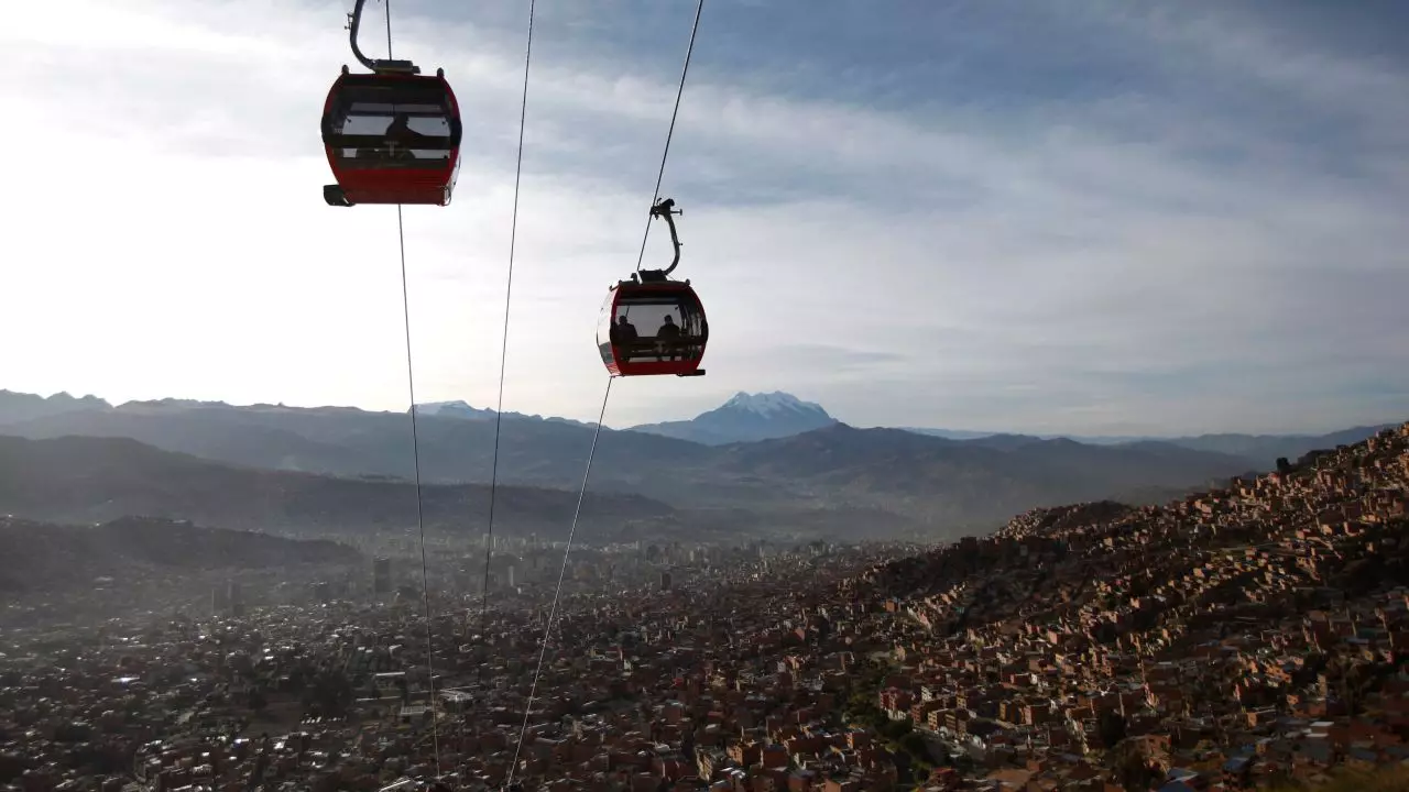 Obunye Ubufakazi Obukholisayo Sidinga Ukwakha Ama-Gondola Esikhundleni Seziteshi Zesitimela