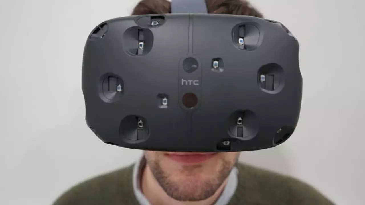 HTC Vive：虚拟现实太真实了，我什至无法处理
