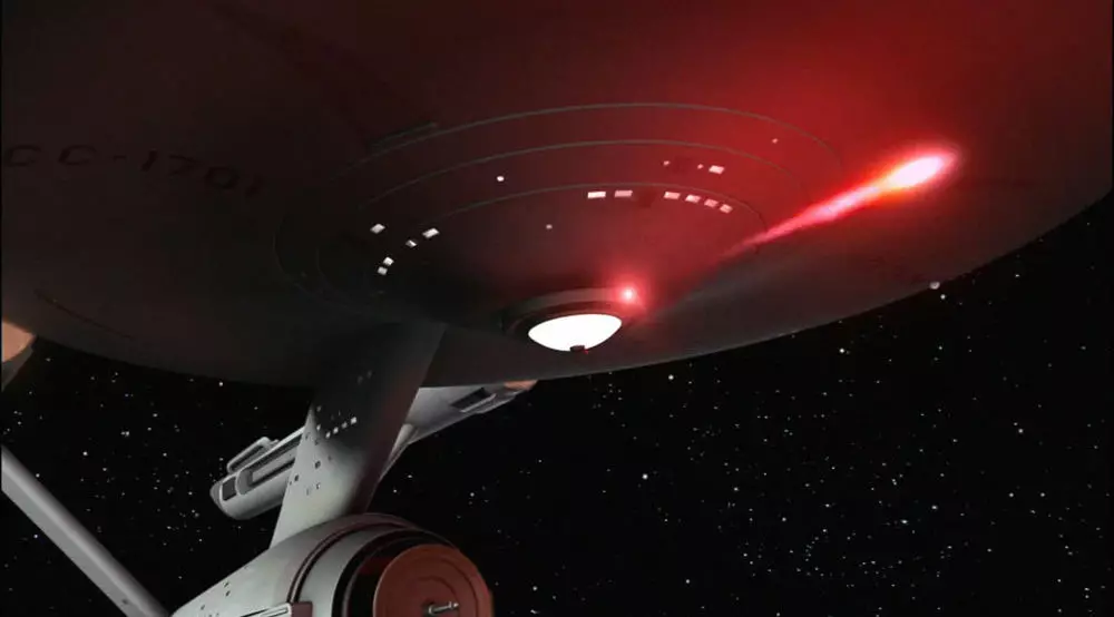 Sapa Sing Bakal Menang Ing Pertempuran Kabeh: Star Wars Utawa Star Trek?