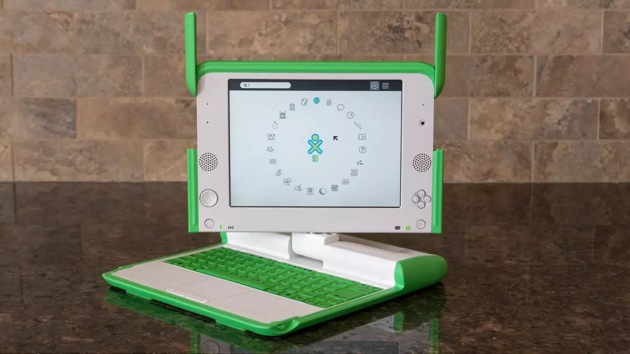 أفتقد OLPC ، جهاز كمبيوتر محمول صغير كان يحلم أكبر مما يمكنه تحقيقه