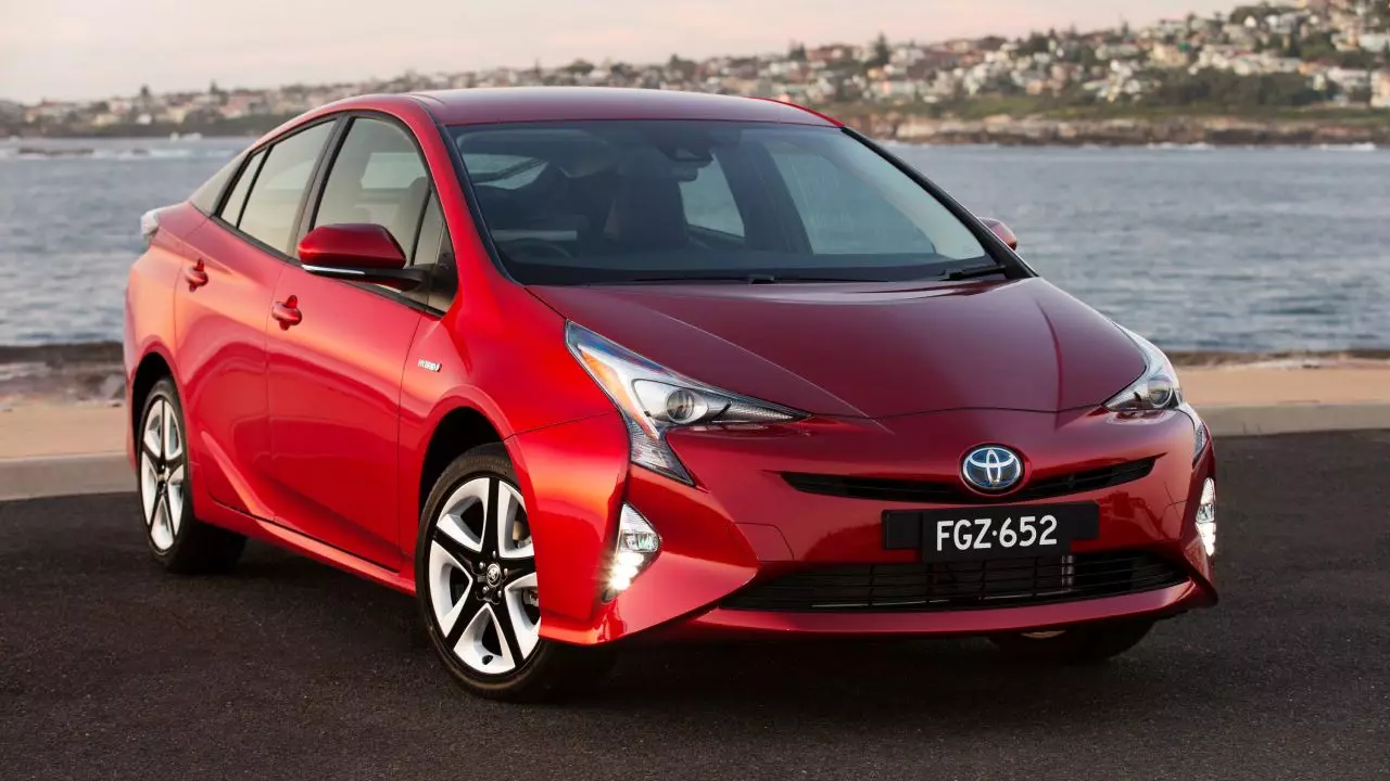 Toyota este pe drumul cel bun pentru a vinde 80.000 de vehicule hibride în Australia