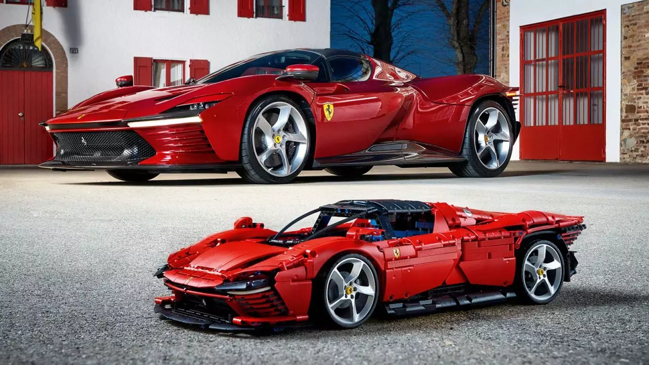 Ferrari Daytona SP3 потрясающе хорошо работает в форме LEGO