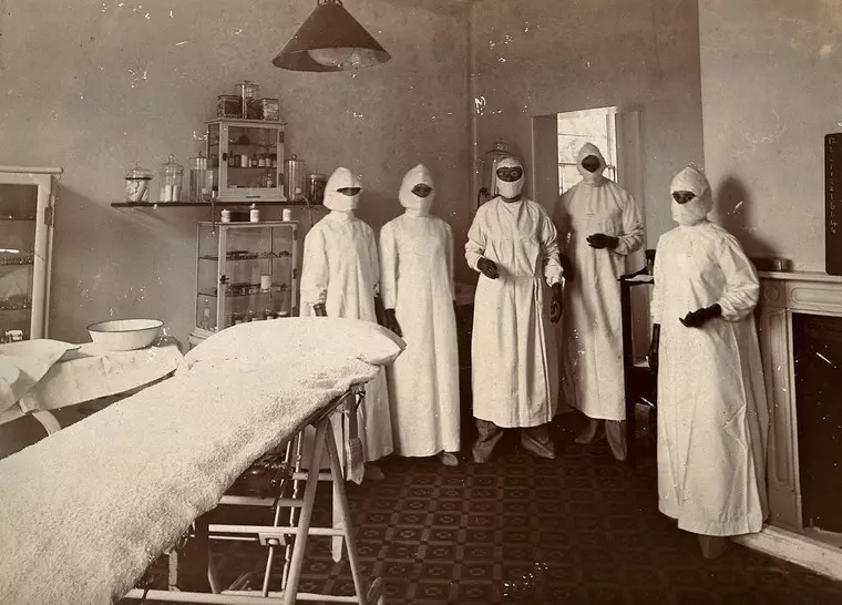 Uma breve história das máscaras faciais médicas