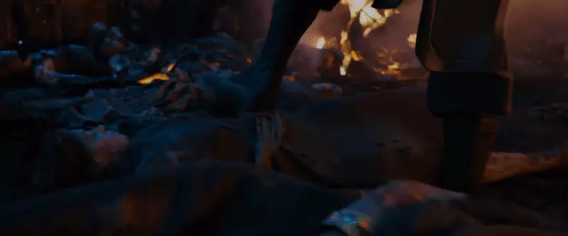 O faʻamatalaga uma ma faʻamatalaga natia i Avengers: Infinity War's Cosmically Gigantic Trailer