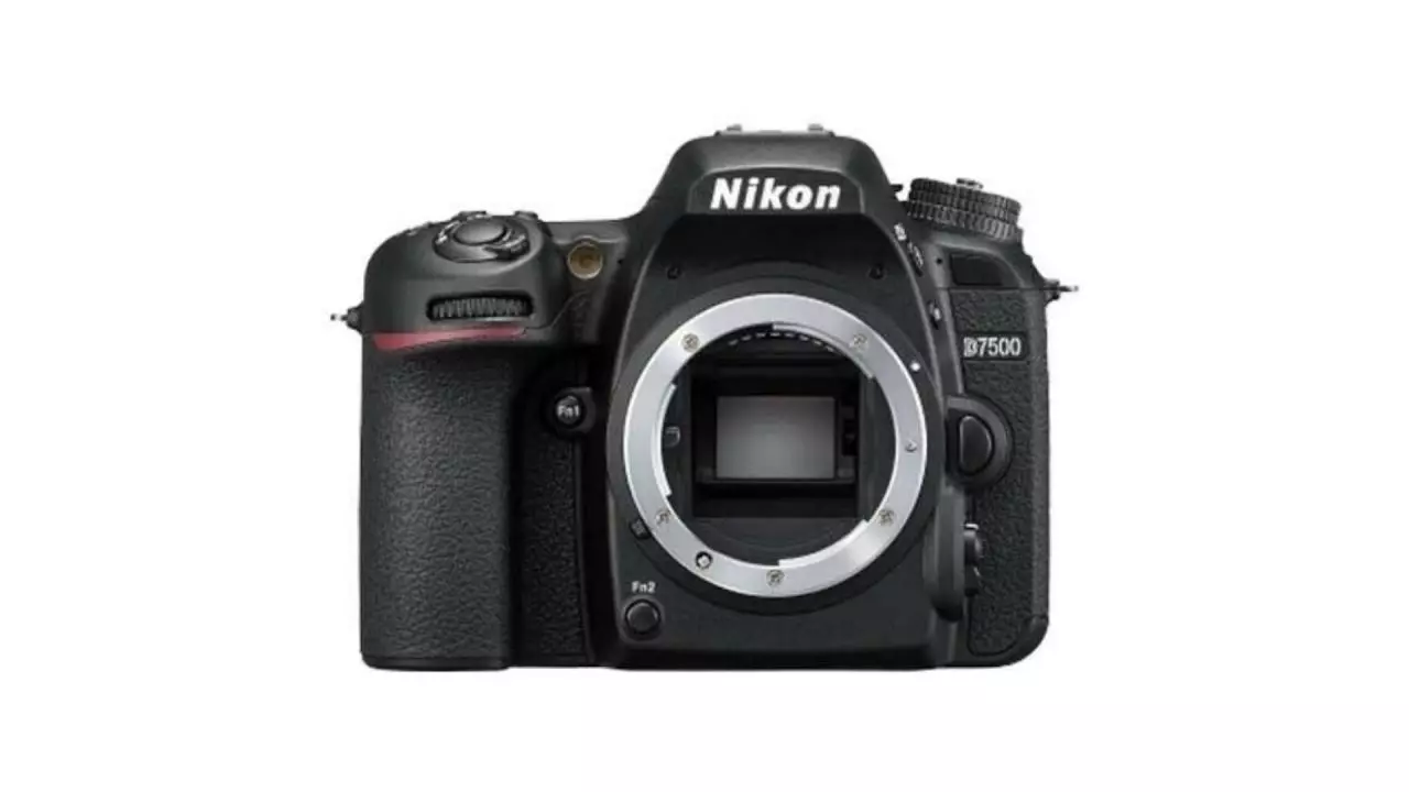 Камеры Nikon - гэта яшчэ адзін сертыфікаваны eBay, адрамантаваны, каб скарыстацца перавагамі