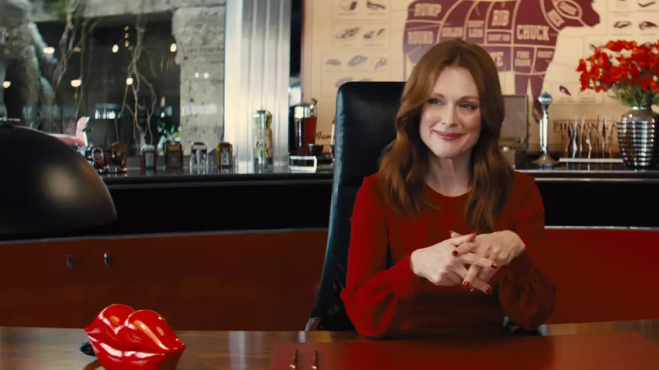 Julianne Moore'un Kingsman: Qızıl Dairədəki Cani 'Martha Stewart On Crack'dir