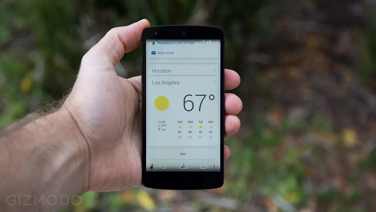 Nexus 5 ਸਮੀਖਿਆ: ਸਭ ਤੋਂ ਵਧੀਆ ਐਂਡਰਾਇਡ ਪੇਸ਼ ਕਰ ਸਕਦਾ ਹੈ (ਖਾਸ ਕਰਕੇ ਕੀਮਤ ਲਈ)