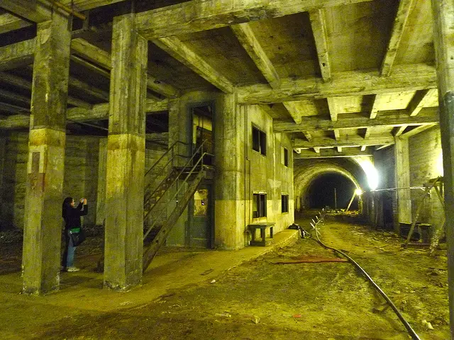 90 jier lyn waard de Los Angeles Subway berne yn dizze ferlerne tunnel