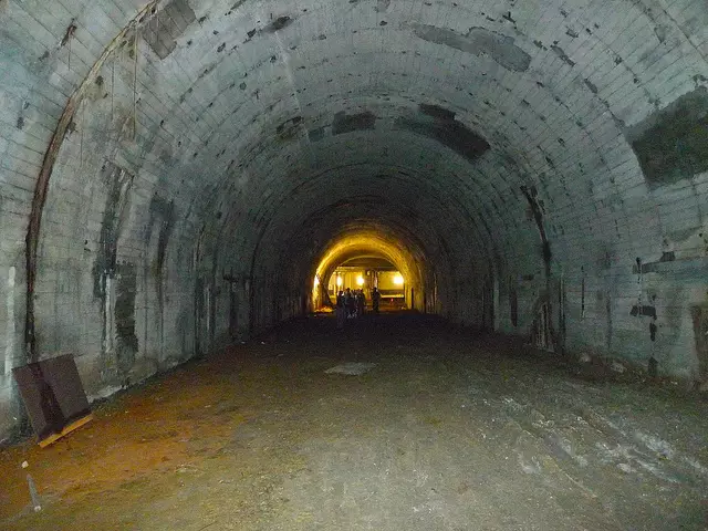 90 vjet më parë, metroja e Los Anxhelosit lindi në këtë tunel të humbur