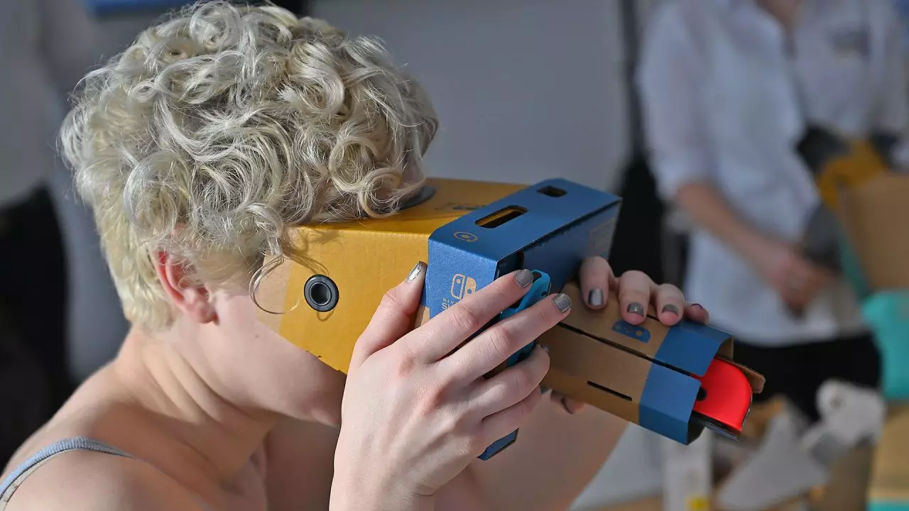 Nintendo's Labo VR Kit තවමත් එහි වල්ම කාඩ්බෝඩ් වික්‍රමයයි