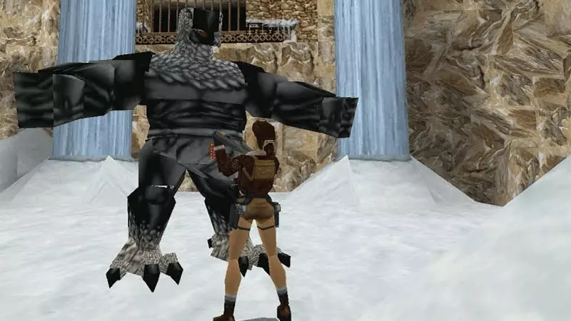 Samuraizombit, lintumiehet ja muut oudoimmat viholliset, joita Lara Croft on koskaan taistellut