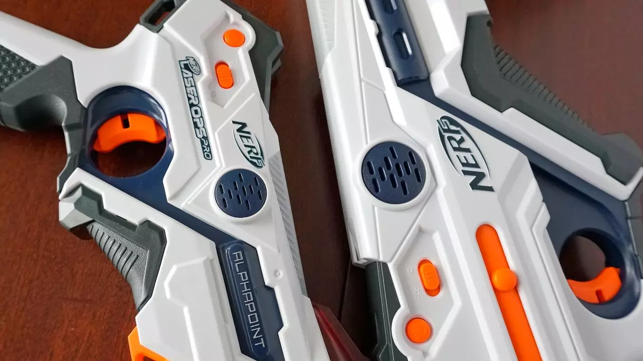 Nerf's New Laser Tag Blasters nandroaka ny zana-tsipìka, ary tsy malahelo azy ireo aho 91459_3