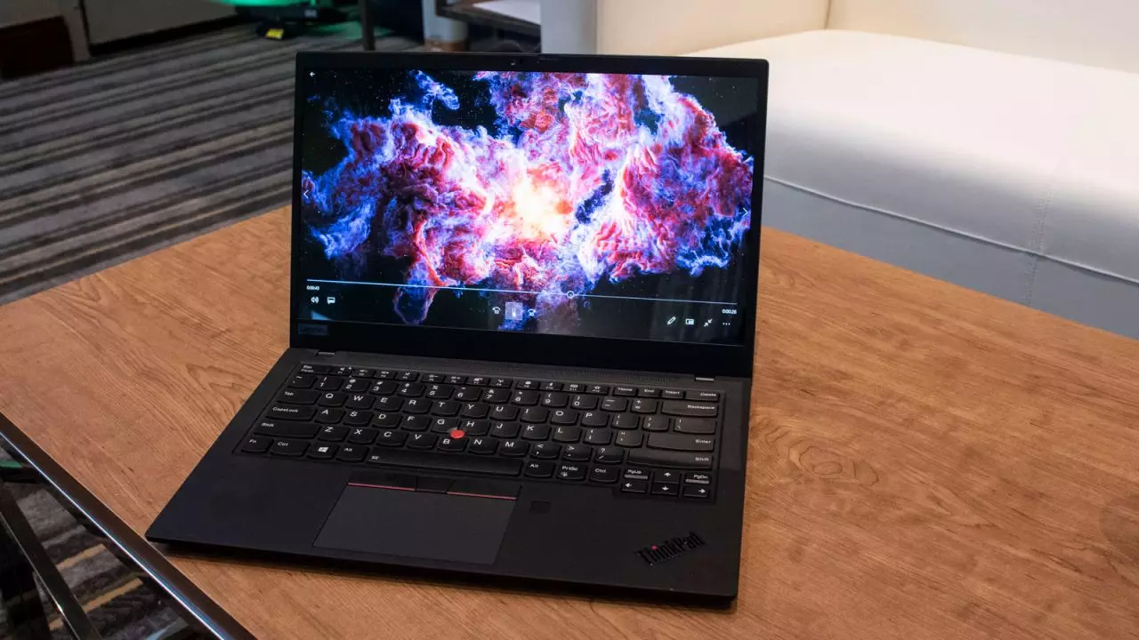Сіз Lenovo-ның ең жақсы ThinkPad құрылғыларының бірін құртыңыз