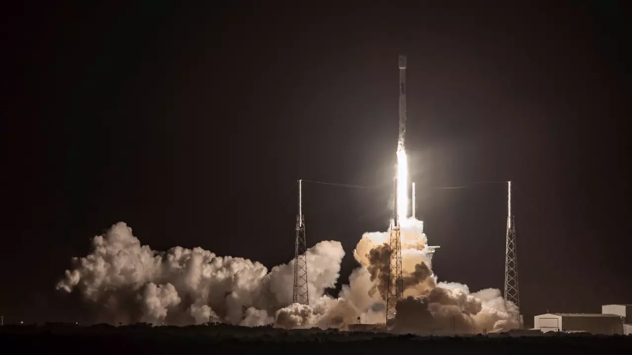 Ozi akụkọ ihe mere eme nke Israel na ọnwa na-aga n'ihu na-esochi mwepụta SpaceX