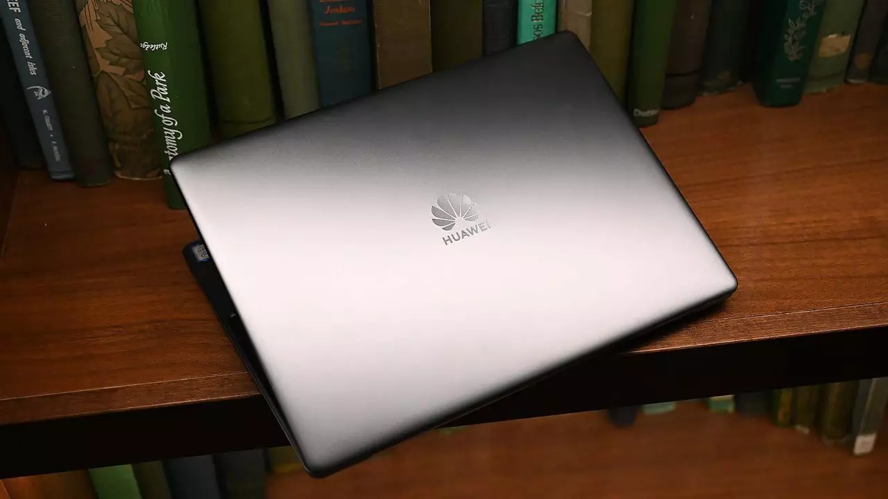 Huawei Bi MateBook 13-a xwe ya Nû Di MacBook Air de dijwar dimeşe 94751_5