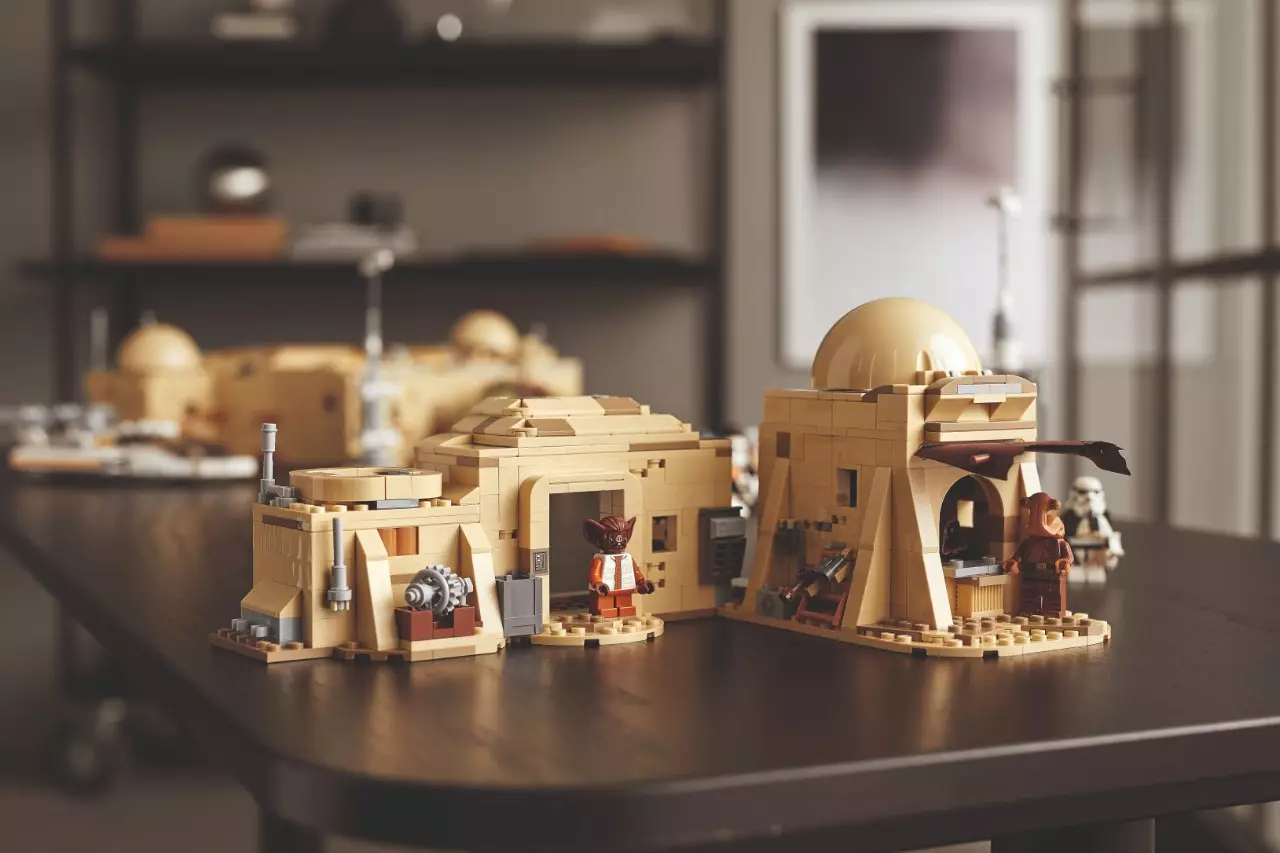 Lego's Mos Eisley Cantina җыелмасы чүпрәк һәм вилла белән тутырылган (һәм кирпеч) 96636_8