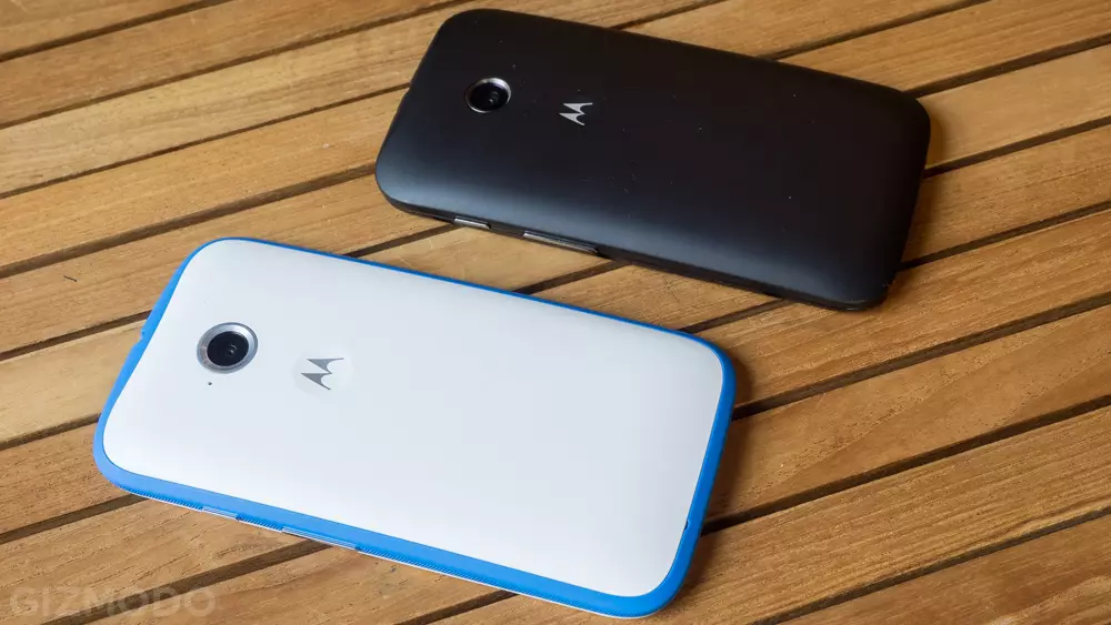 Новы Moto E: Вялікі маленькі танны тэлефон Motorola мае новы выгляд і LTE