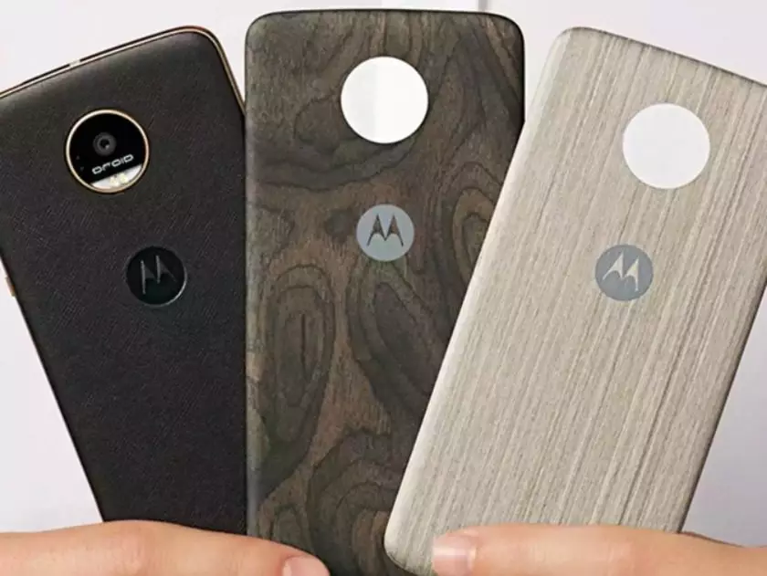 Den neie Moto Z Smartphone huet Snap-On Moduler