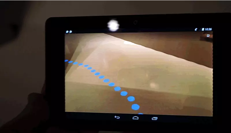 Χρησιμοποιώντας τίποτα άλλο από το Project Tango Tablet της Google για να ξεφύγετε από έναν λαβύρινθο