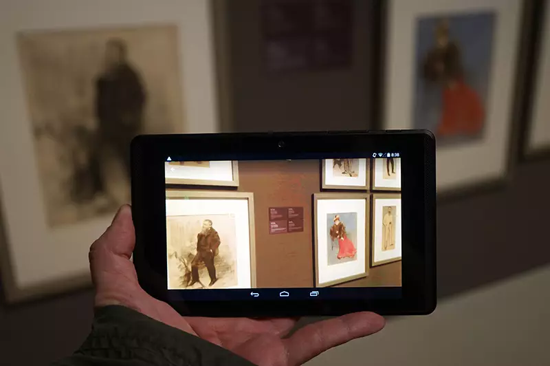 Bruger intet andet end Googles Project Tango-tablet til at undslippe en labyrint